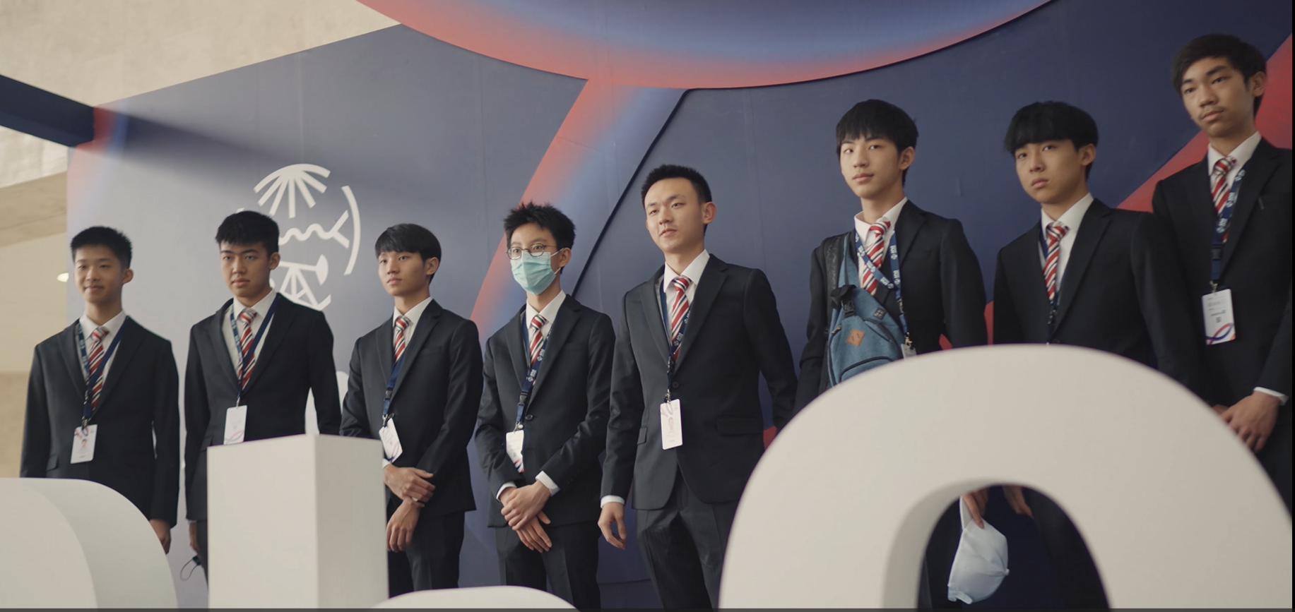 240 Students from 30 Countries Take Part in the 1st Round of the 25th ...
